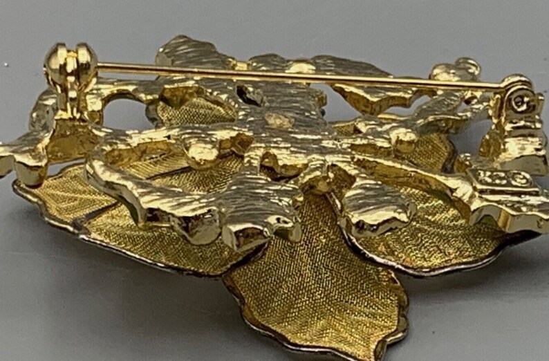 Vintage Vintage Signed KC Kenneth Cole Gold Tone Mesh Christmas ...