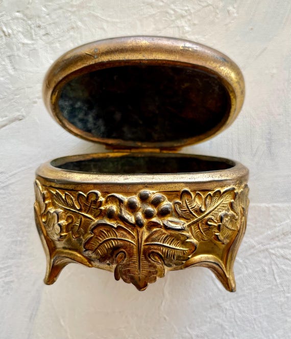 Antique Chunky Gold-Tone Metal Jewelry Box with Deep … - Gem