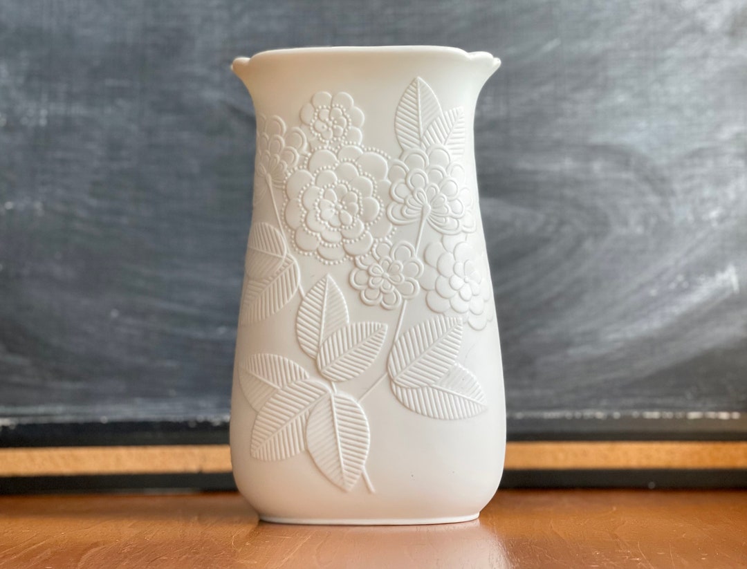 Vintage German Kaiser White Matte Porcelain Vase, M Frey, No Chips or ...