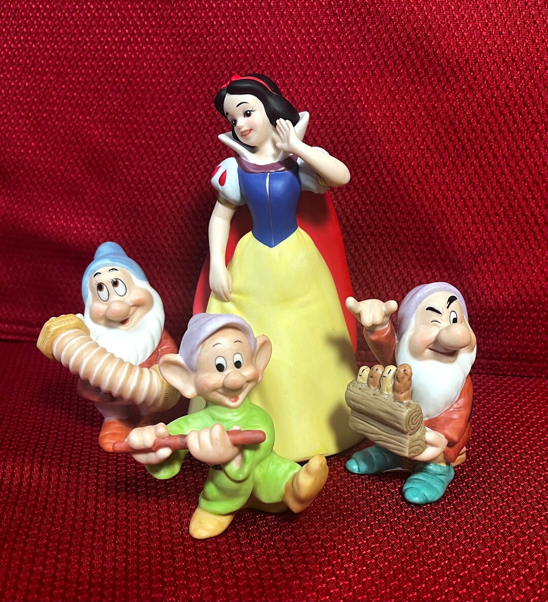 Disney Snow White and Three Dwarfs, Dopey, Bashful and Grumpy, Hand ...