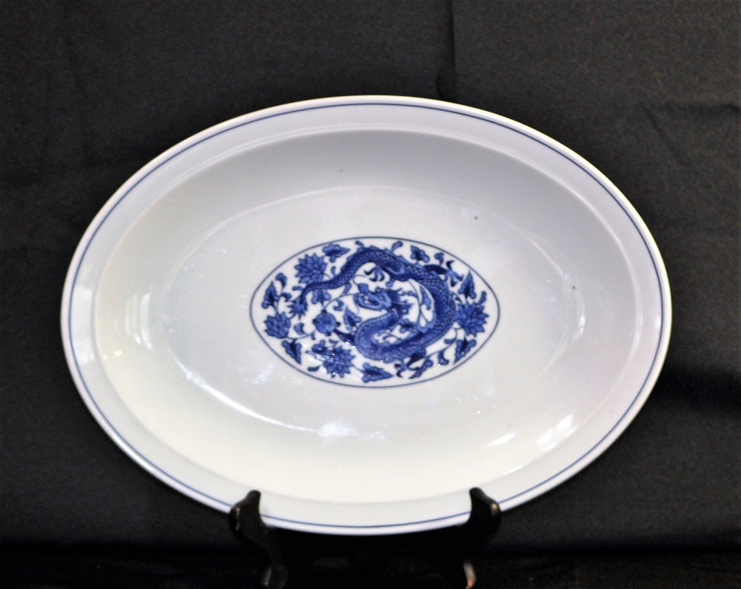 Chinese Oval Serving Platter With Dragon Design, White With Blue Dragon ...