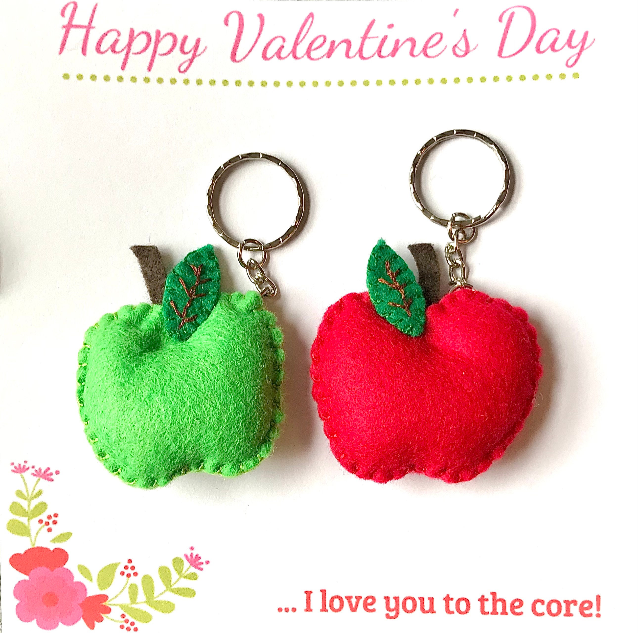 Valentine's Day Keyrings, 2 Piece Felt Keyring Set, Pair of Valentine’s ...