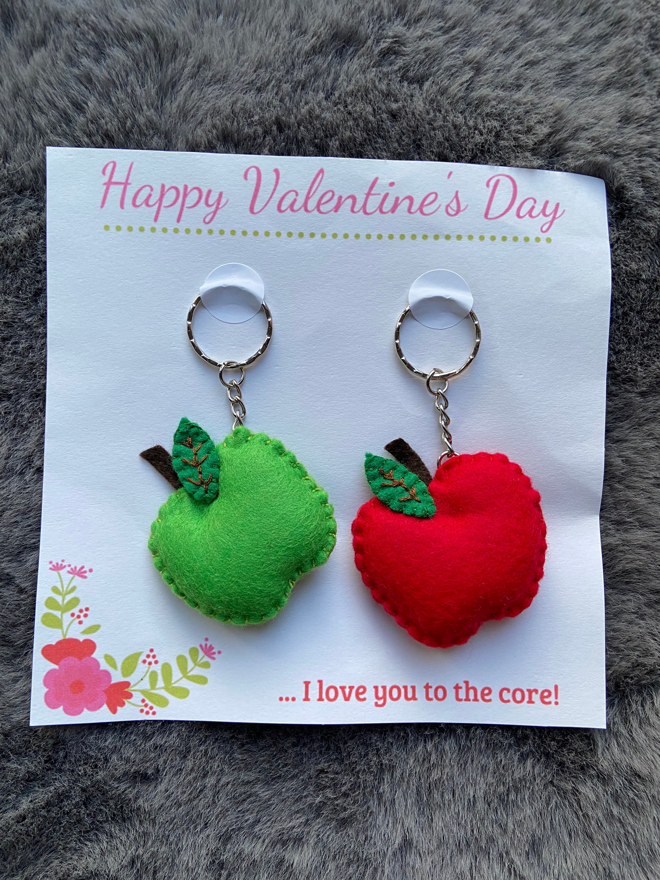 Valentine's Day Keyrings, 2 Piece Felt Keyring Set, Pair of Valentine’s ...