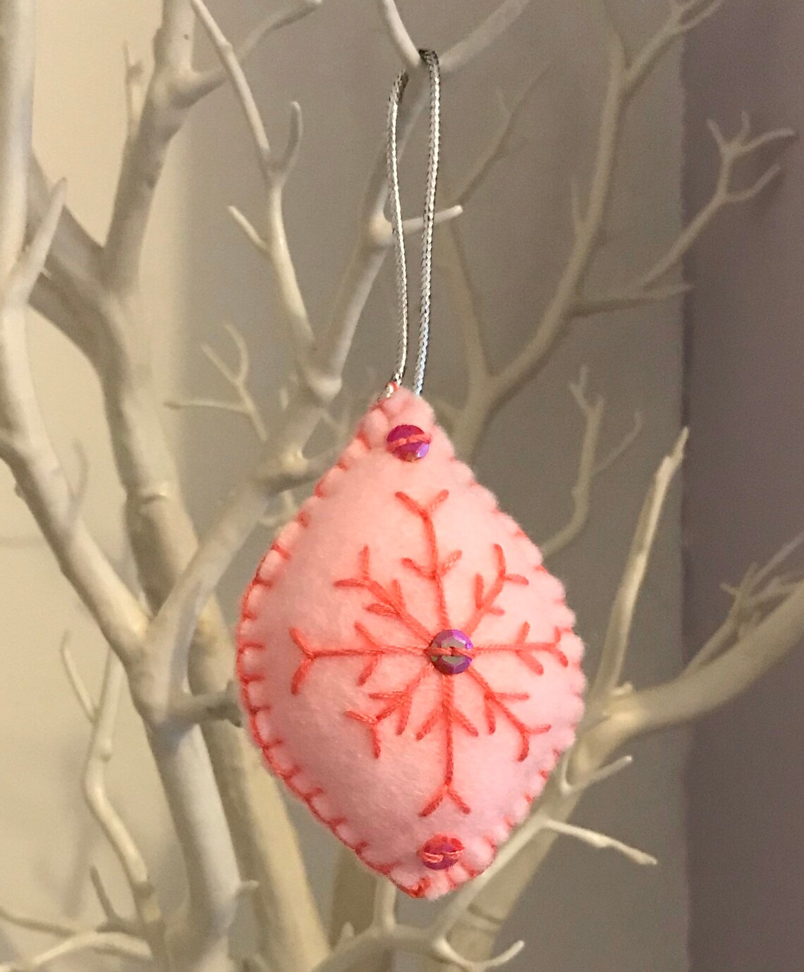 Set of 3 Hanging Felt Decorations - Etsy