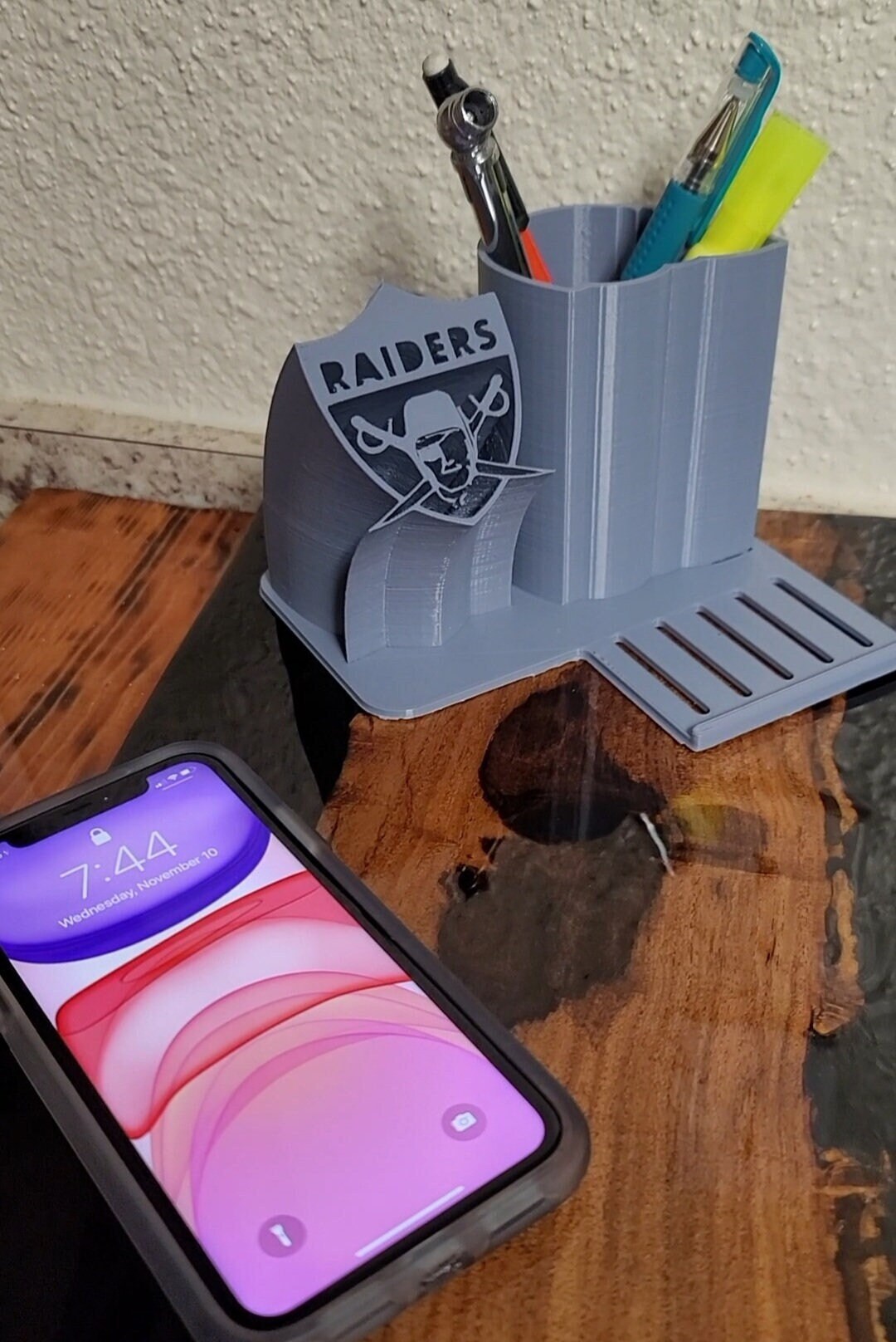 Las Vegas Raiders Pen and Phone Holder for Your Desk - Etsy