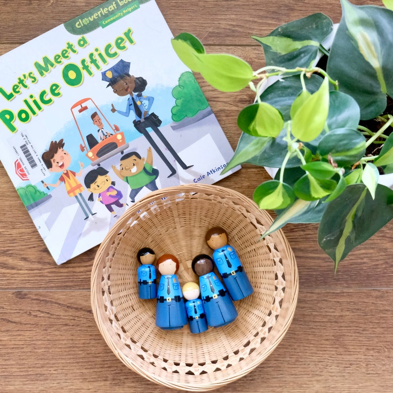 Police Officer Peg Dolls (*made to Order*) - Etsy