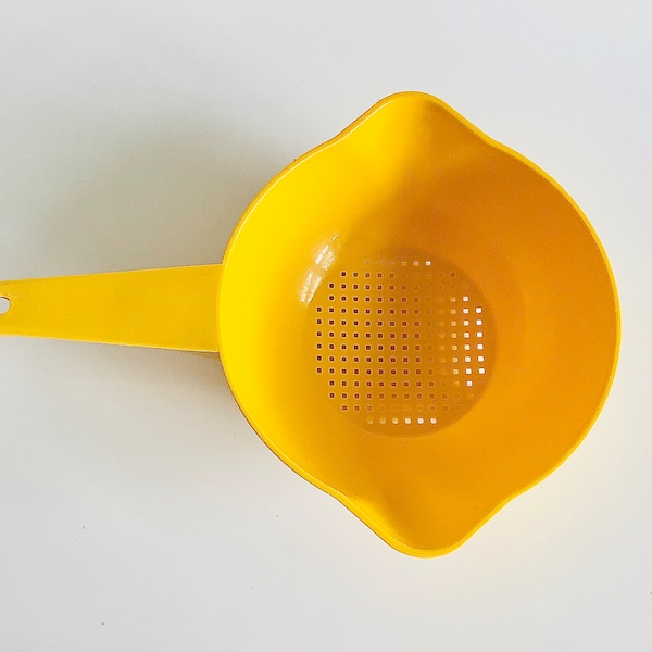 Tupperware Colander - Etsy