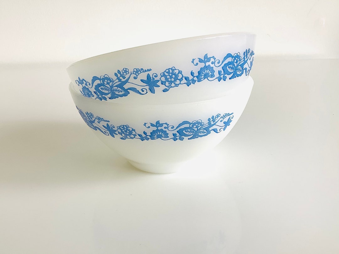 Set of 2 Vintage Termo-rey Cereal Bowls / Small Milk Glass Bowls ...