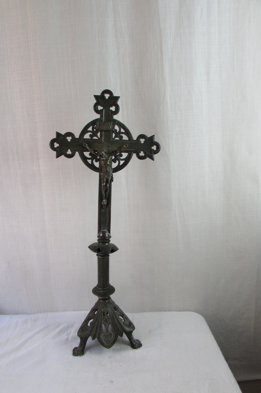 CRUCIFIX Antique Religious Alter Piece Mixed Metals Pot Metal Bronze ...