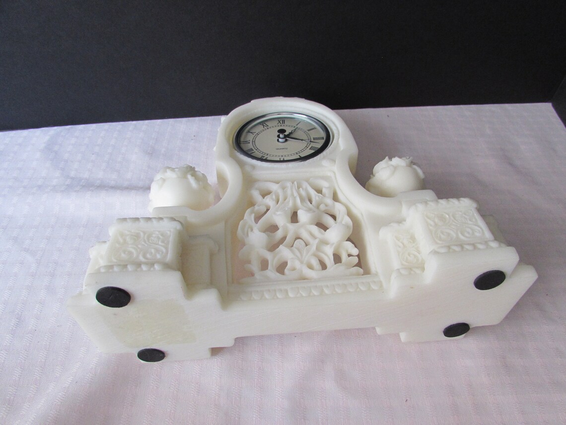 Clock Victorian Style Works Battery Operated Cottage Chic Decorator ...