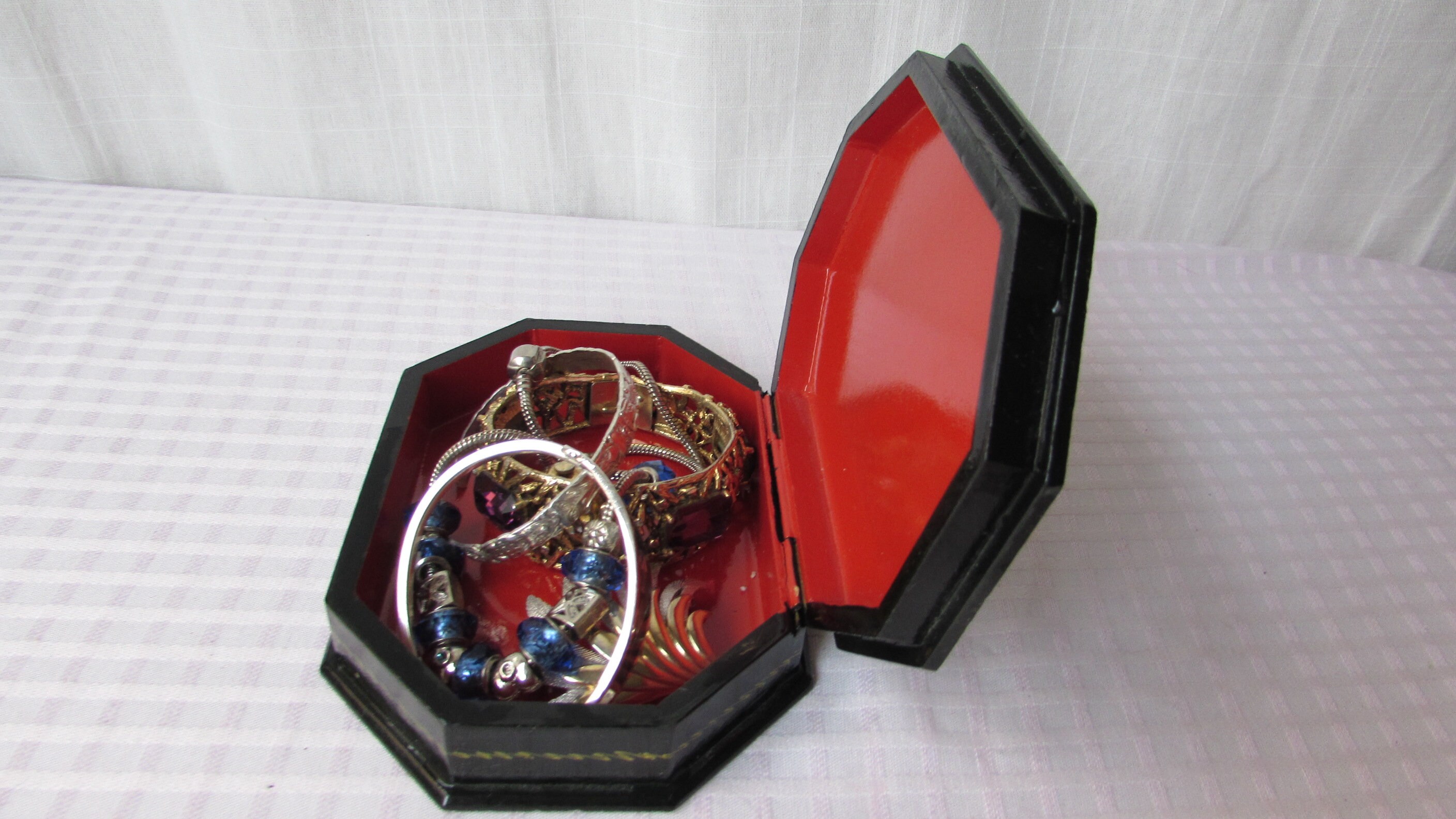 RUSSIAN LACQUERED BOX - Etsy