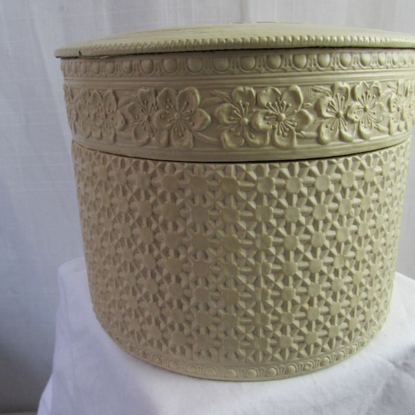 Antique Collar and Cuffs Box - Etsy