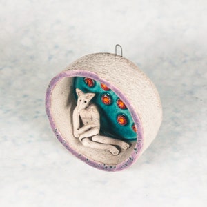 Handcrafted Ceramic Round Diorama With Piesolu for Wall Decor, Wall ...