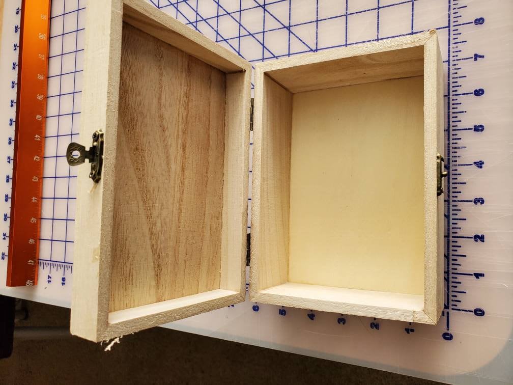 Engraved box Personalized Engraved box Memory box Wooden | Etsy