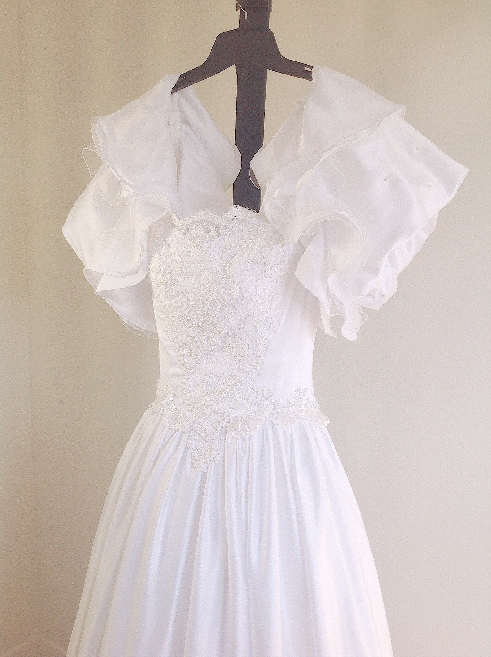 David E. Rea Wedding Dress, Gown With Train - Etsy Canada