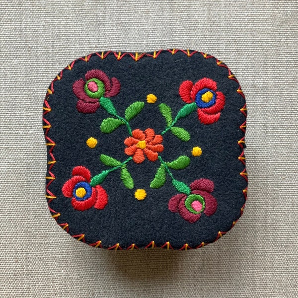 Felt Box - Etsy