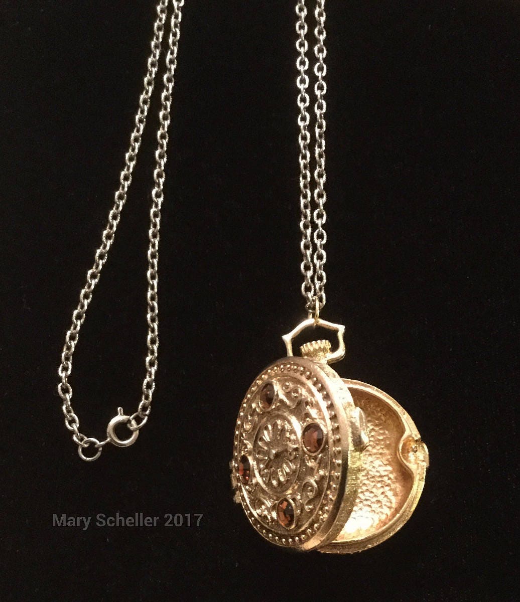 Pocket Watch Style Locket Pendant - Etsy