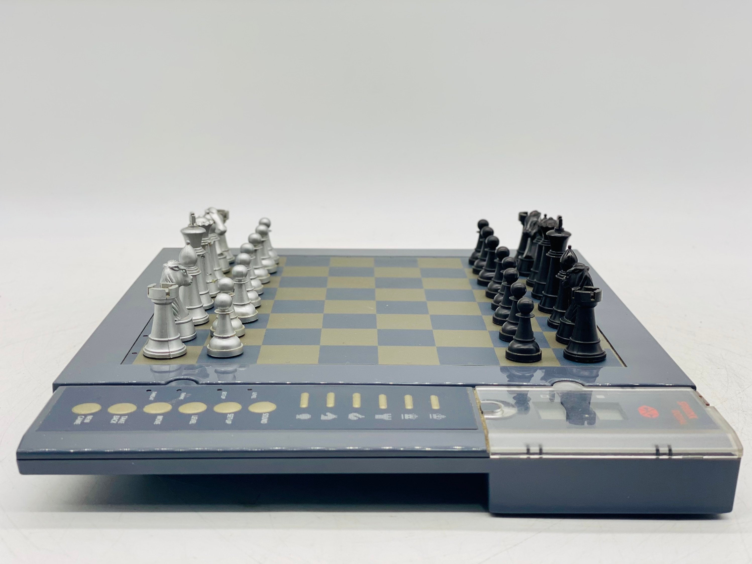 Toys & Games Games & Puzzles Schneider Sphinx Royal Chess Computer ...