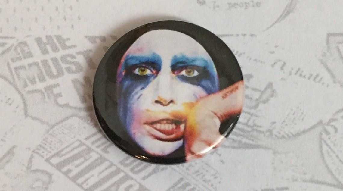 Lady Gaga, Applause, Pinback Button Badge, 1/25mm, Geeky Badge, Badge ...