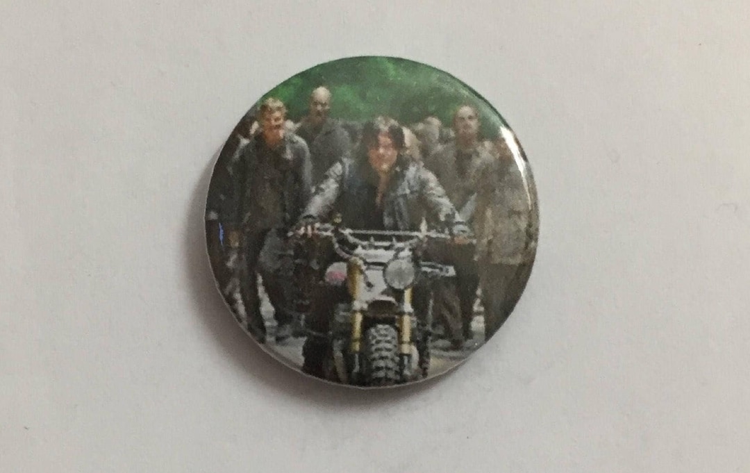 The Walking Dead Pinback Button Badge, 1/25mm, Geeky Badge, Badge Geeks ...