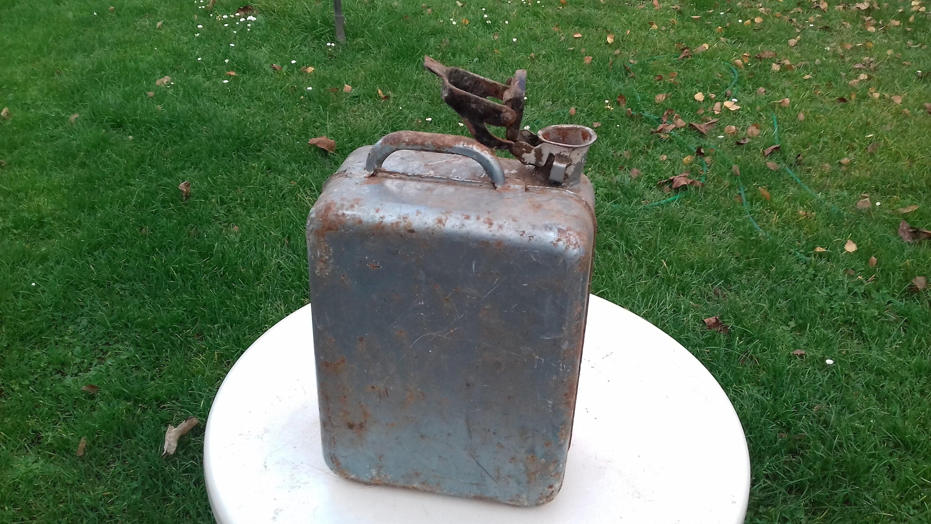 Gas Can, Rusty Fuel Can ,petrol Can, Rusty Gas Can, Gas Carnister ...