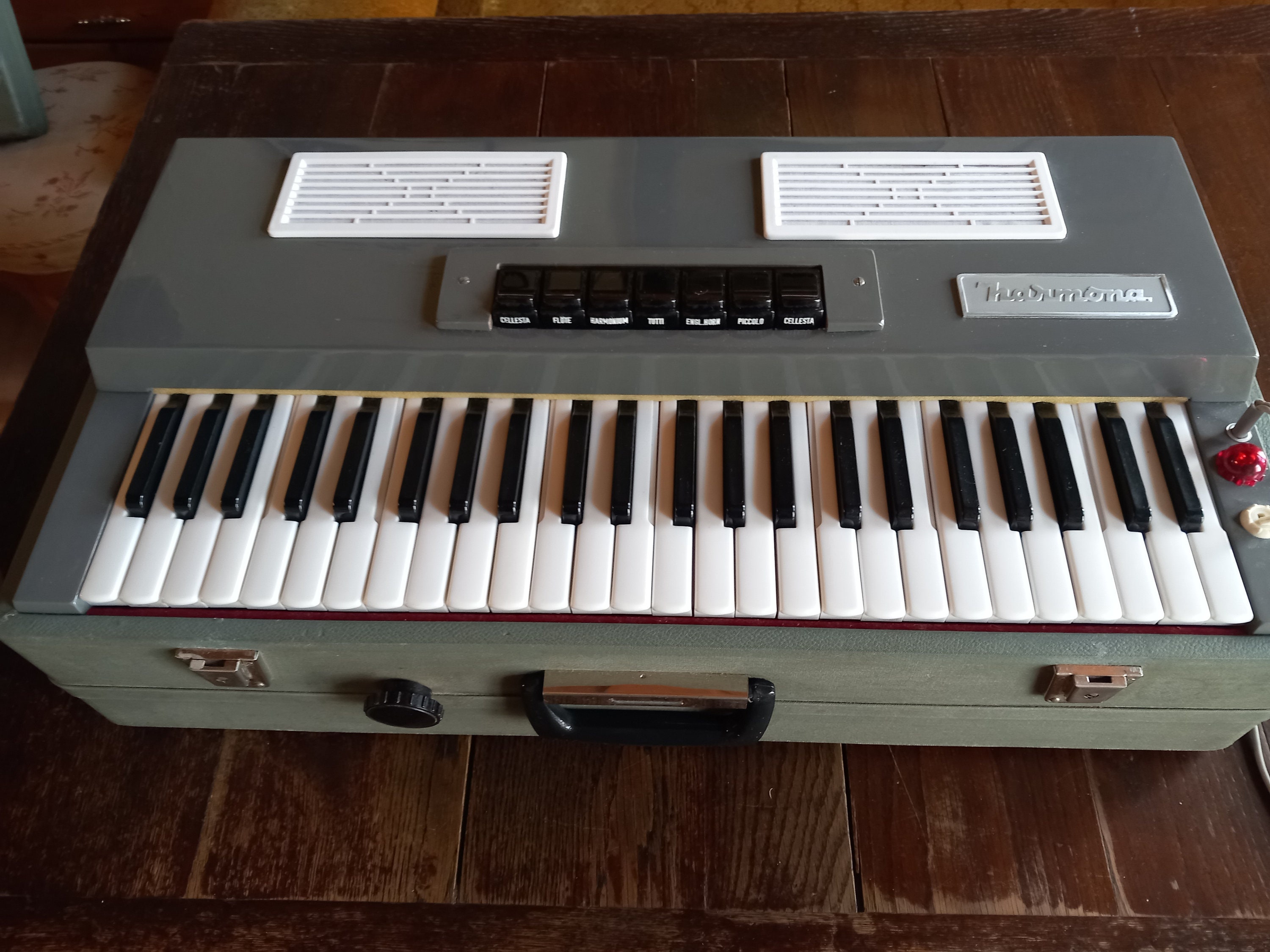 Super Rare 1950s Harmona German 220/240v Portable Harmonium Home Air ...