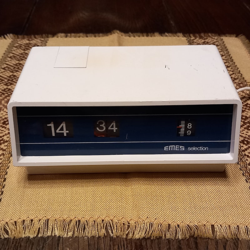 Table Flip Clock - Etsy