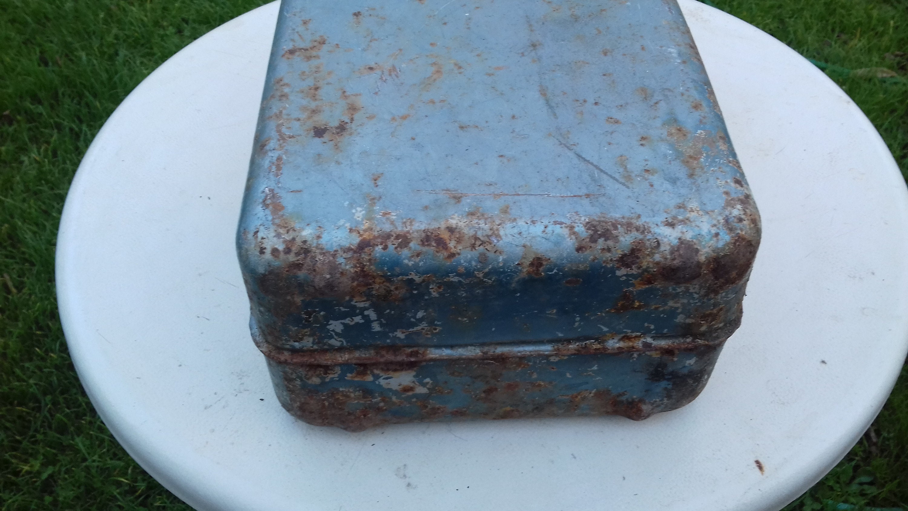 Gas Can, Rusty Fuel Can ,petrol Can, Rusty Gas Can, Gas Carnister ...