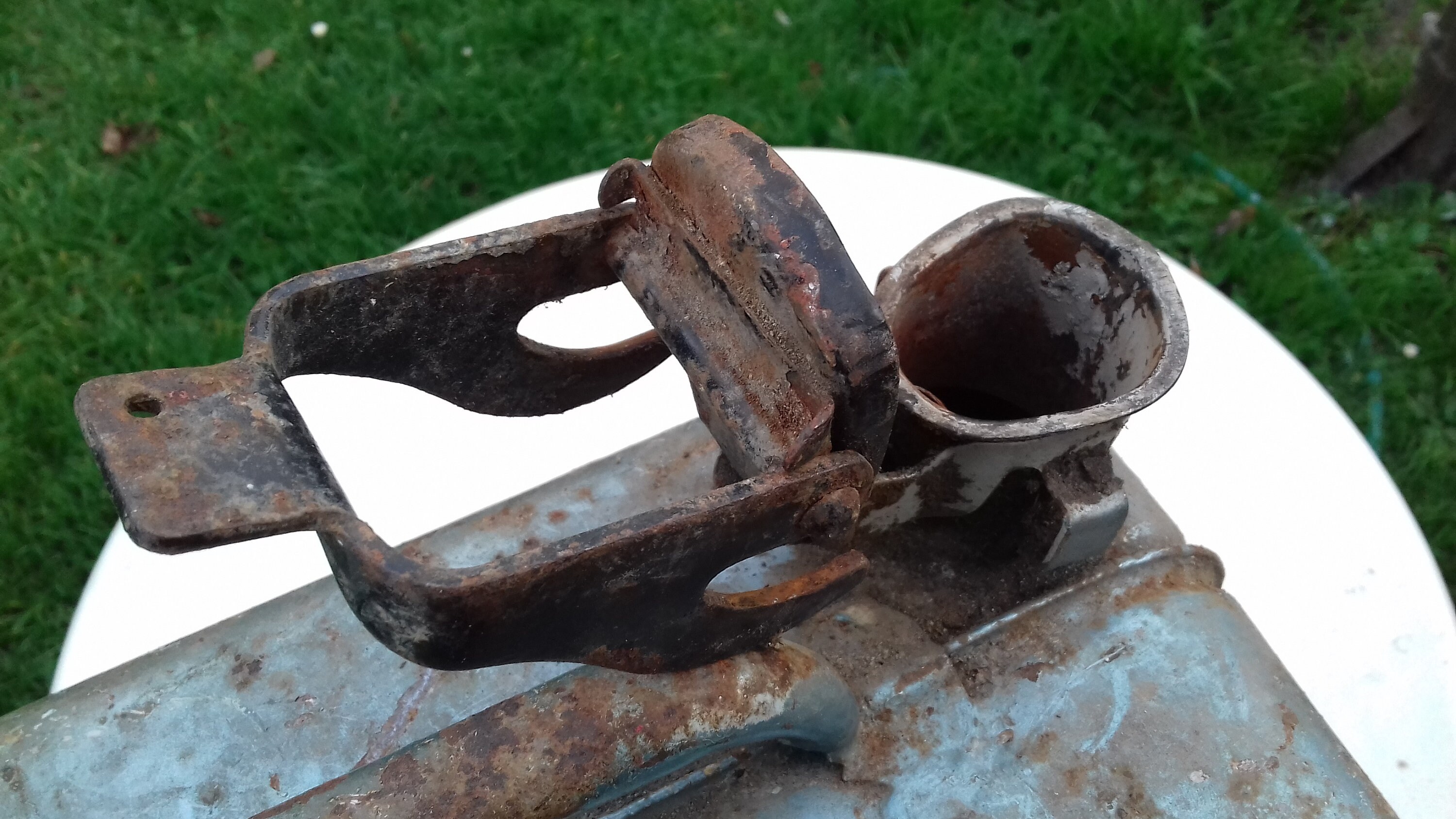 Gas Can, Rusty Fuel Can ,petrol Can, Rusty Gas Can, Gas Carnister ...