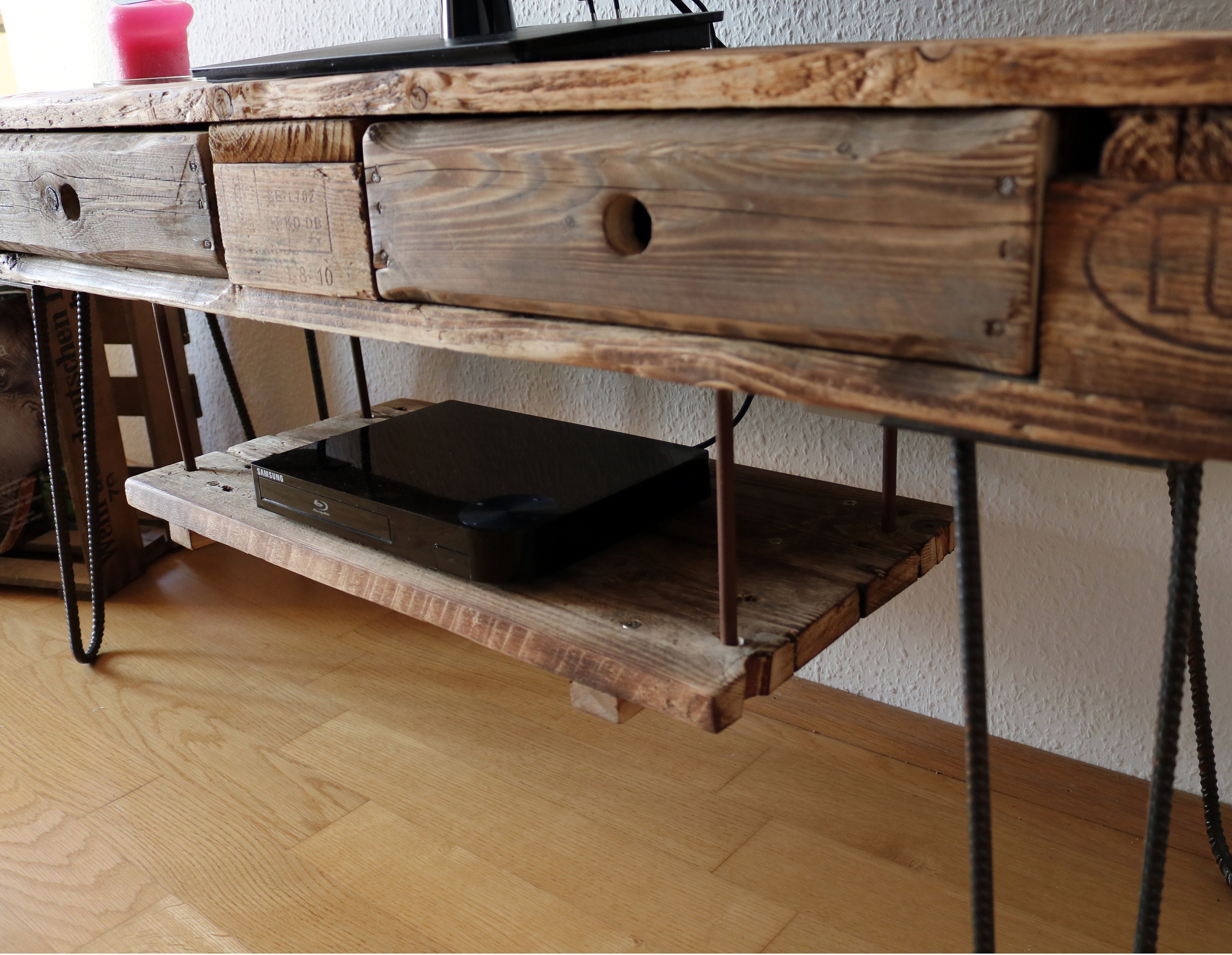 Vintage TV SHELF Tv-board Made From EURO PALLETS Hairpin Legs ...