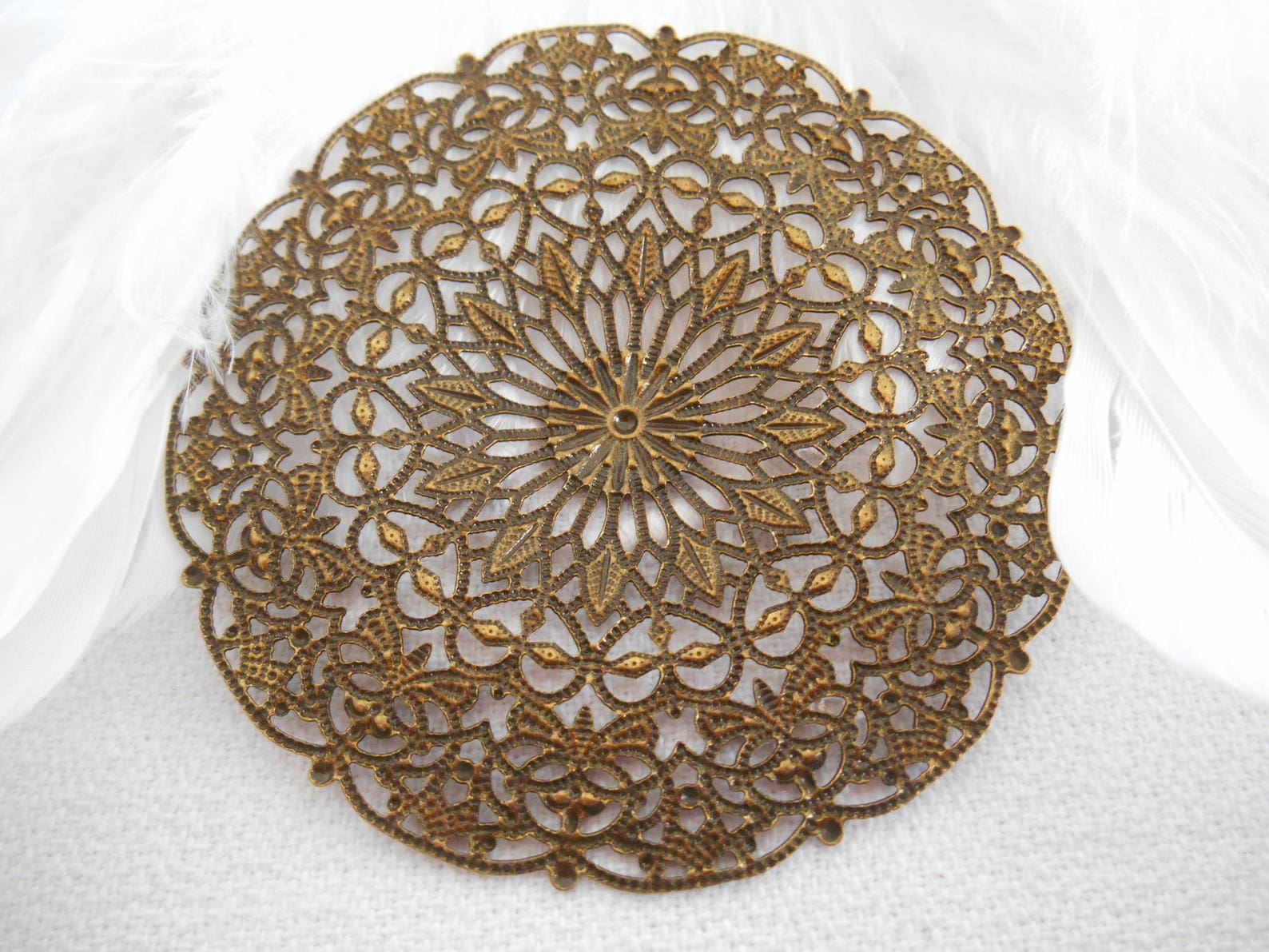 X 1 Round Filigree Engraving Bronze Metal. - Etsy