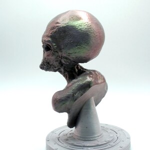 Grey Alien Bust | UFO Extraterrestrial Figurine | Unique Area 51 Decor ...