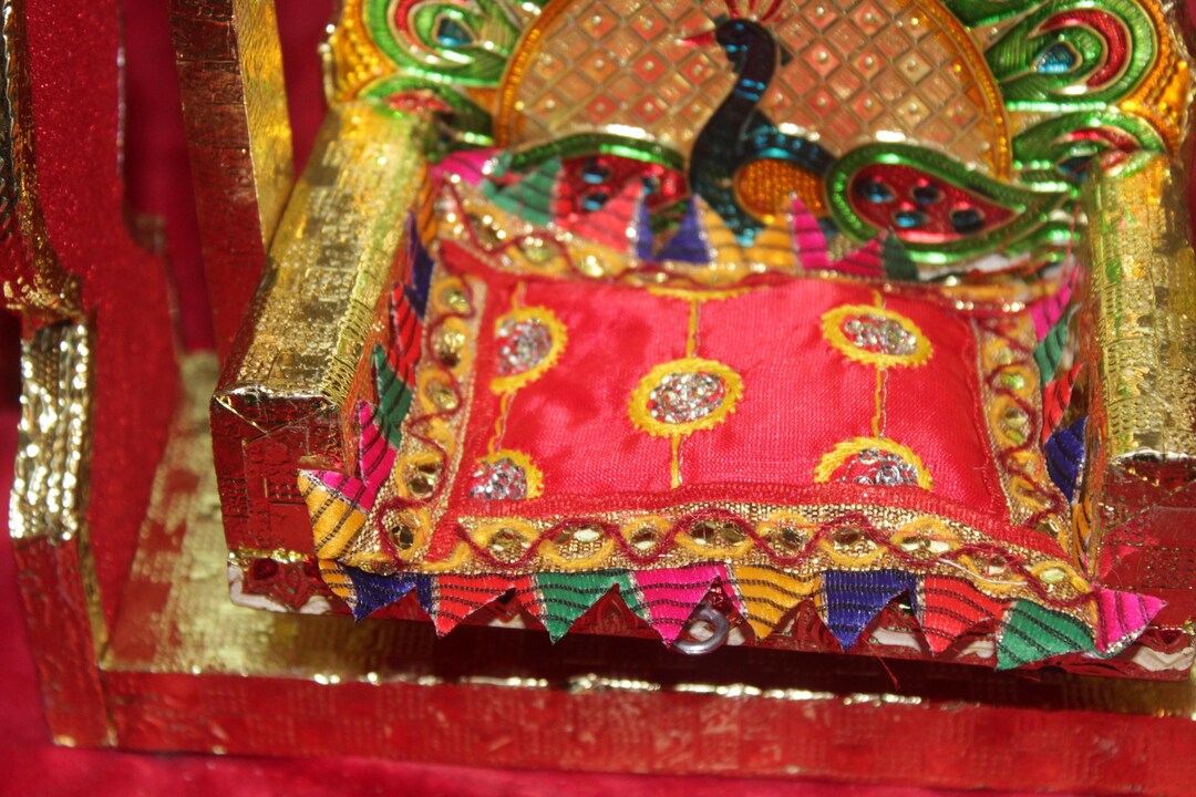Krishna Gadi Set | Laddu Gopal Bed With Kusan | Gopal Ji Aasan ...