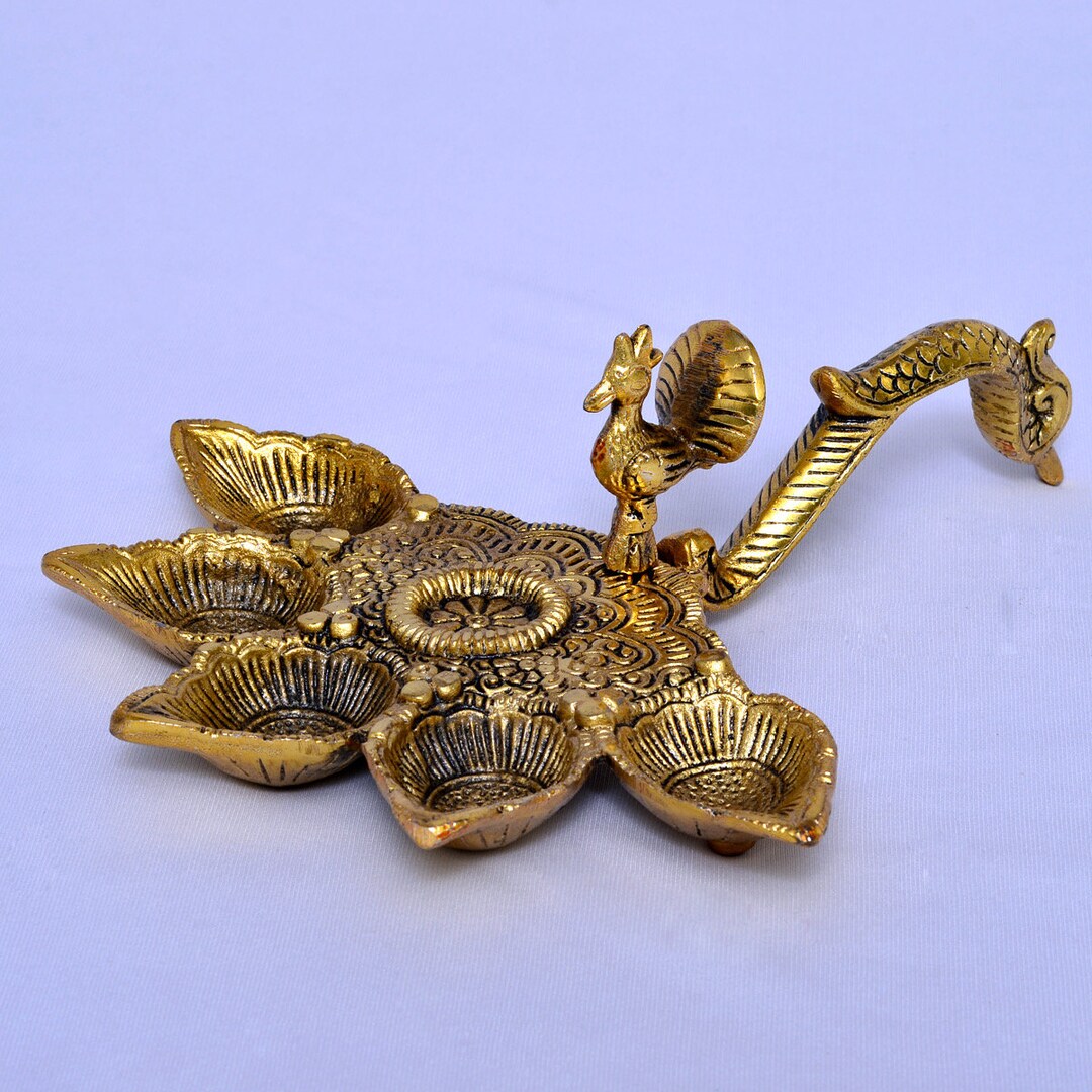 Metal Aarti Diya Pooja Oil Lamps Panchmukhi Aarti Diya With Handle With ...