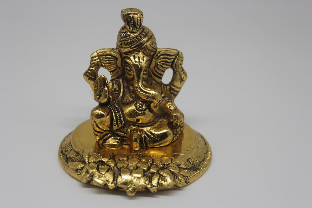 Small Metal Ganesha Idol , Ganesh Ji Murati Gor Pooja and Homme Decor, Indian Return Gift ...