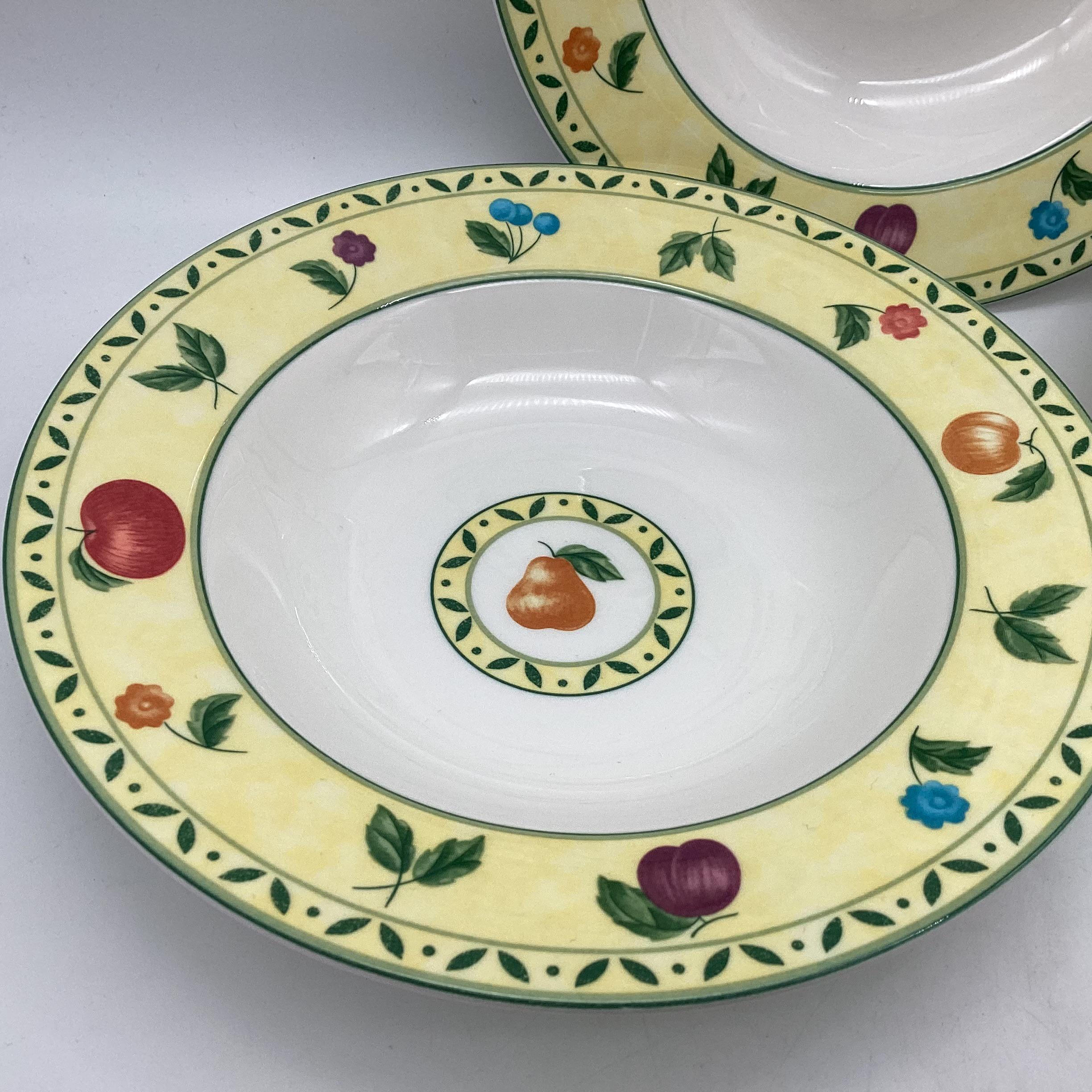 Victoria & Beale Savannah Rimmed Soup Bowls Set of 6 Fruit Border ...
