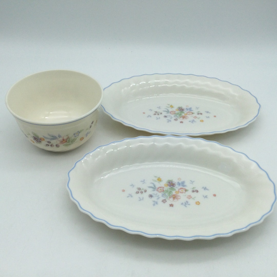 Vintage Arcopal France Victoria Pattern / 2 Relish Trays + Open Sugar ...