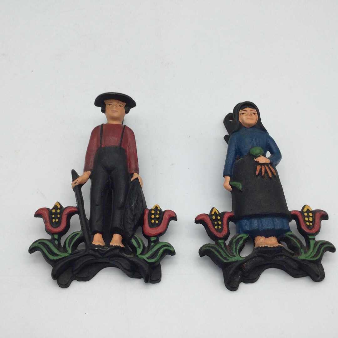 Vintage Wilton Cast Iron Clips Amish Man and Woman With Tulips - Etsy
