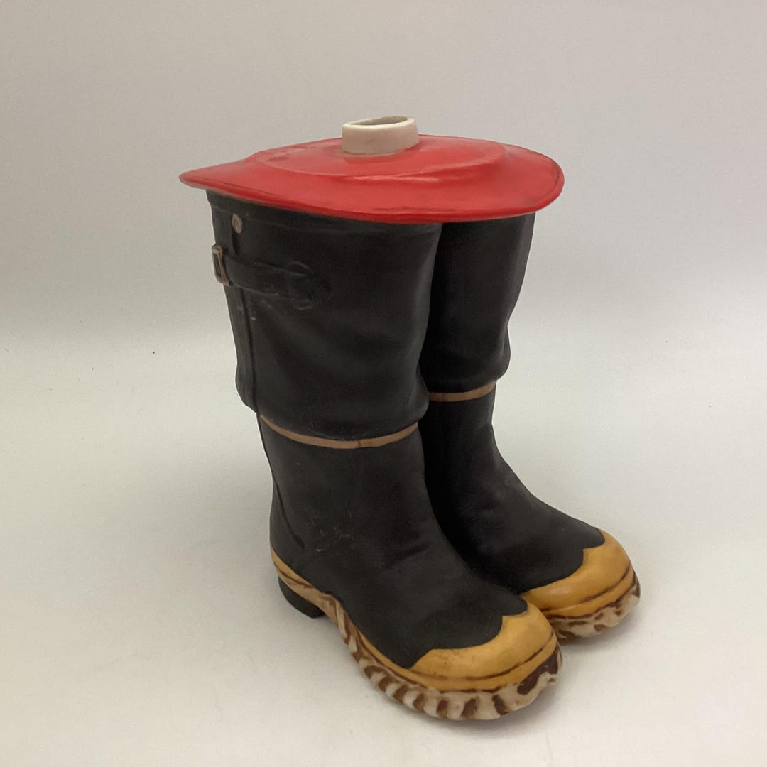 Old Commonwealth Modern Fireman Series # 3 on Call / Bottom of Decanter ...