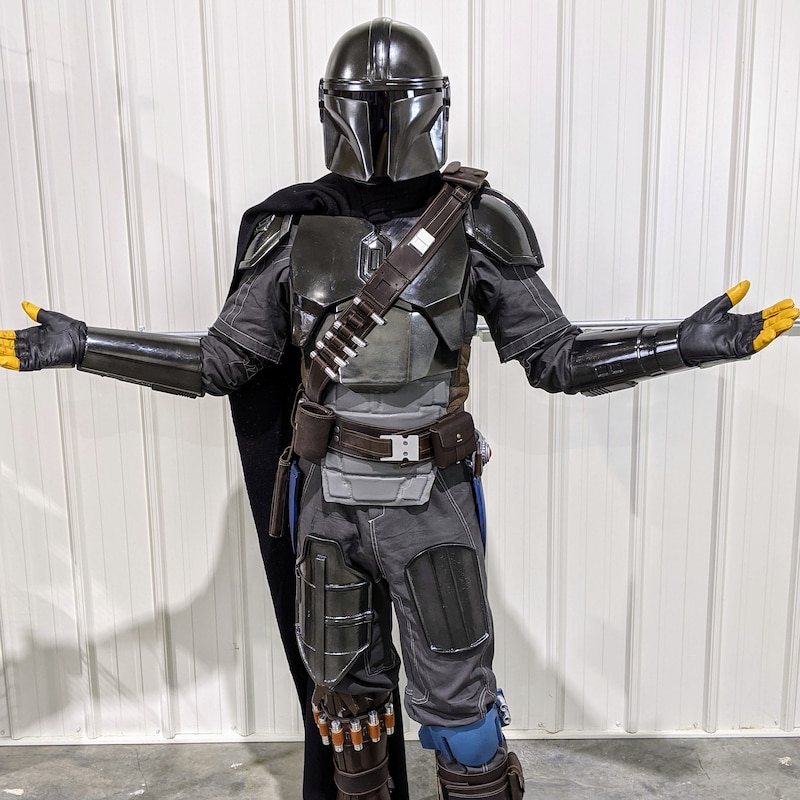 Full Mandolorian Costume - Etsy