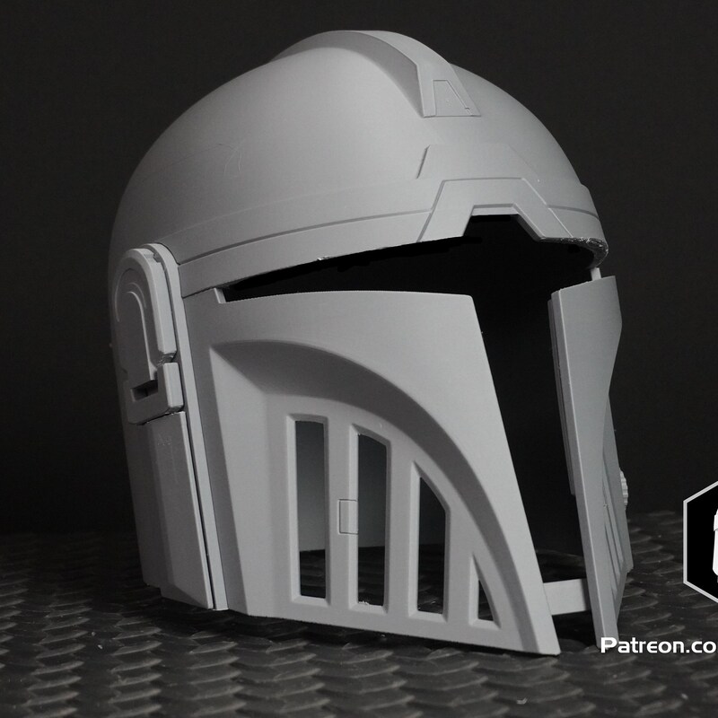 Mandaloriann Helmet - Etsy