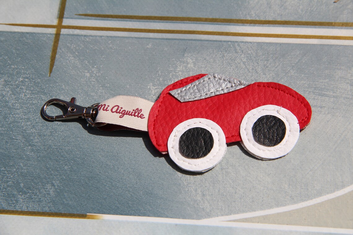 Racing Car Key Ring in Red Imitation Leather – Artisanal Creation - Etsy