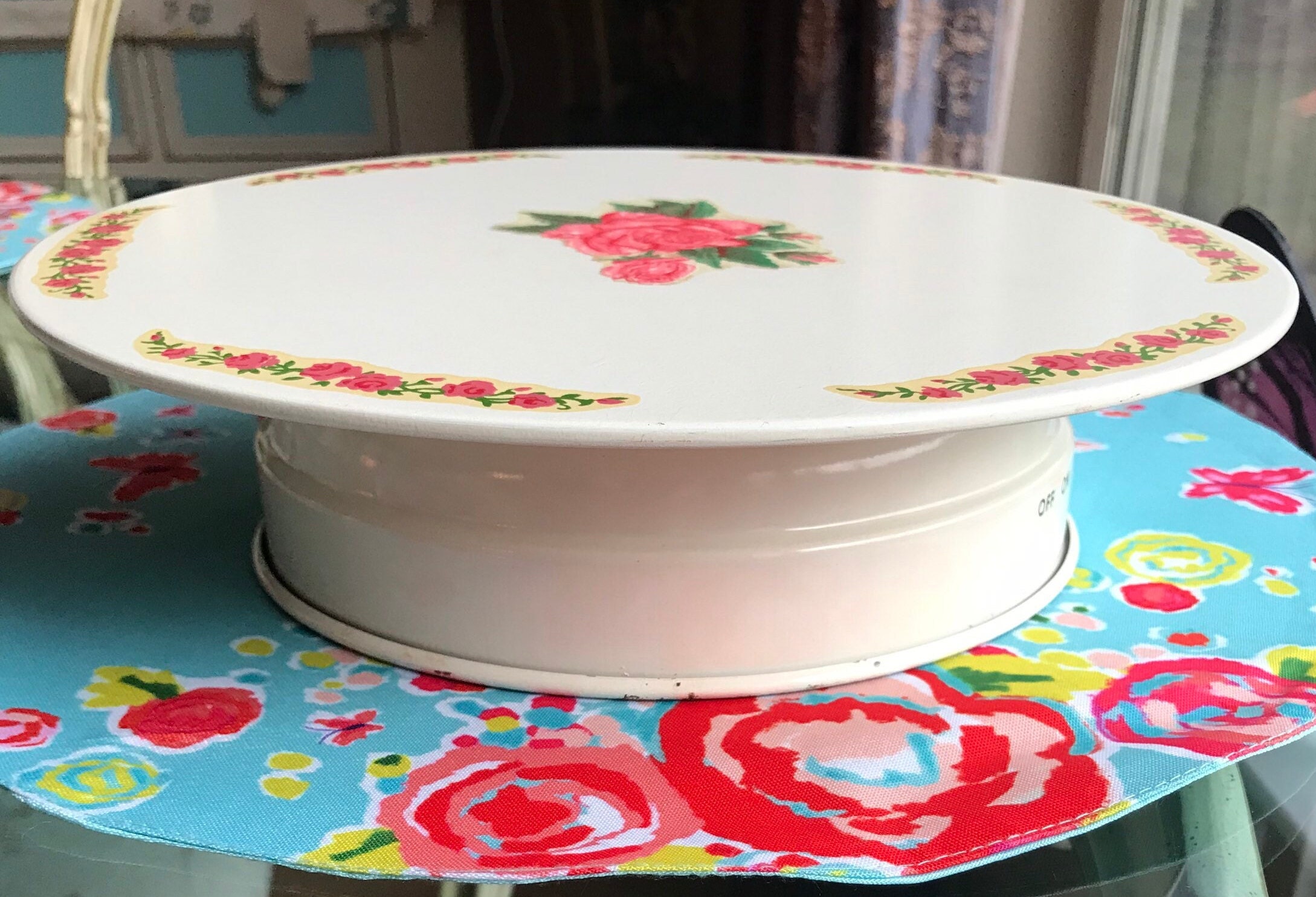 Vintage Maspeth Rotating Music Box Cake Stand, Cake Pedestal, Cake ...