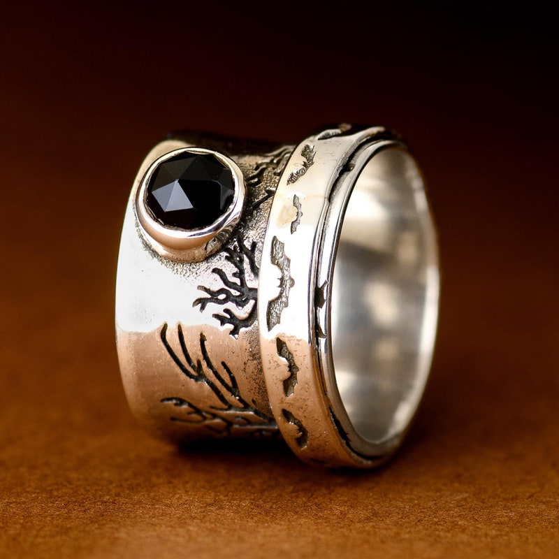 Woman Goth Ring - Etsy