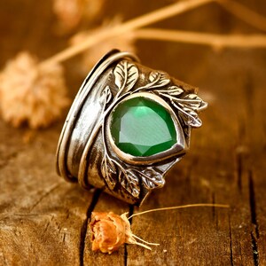 Green Onyx Spinner Ring | Sterling Silver Fidget Ring With Leaf Design ...