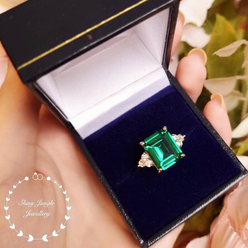 Statement Emerald Ring, Emerald Cut 8 Carats (12×10mm) Lab Simulated ...