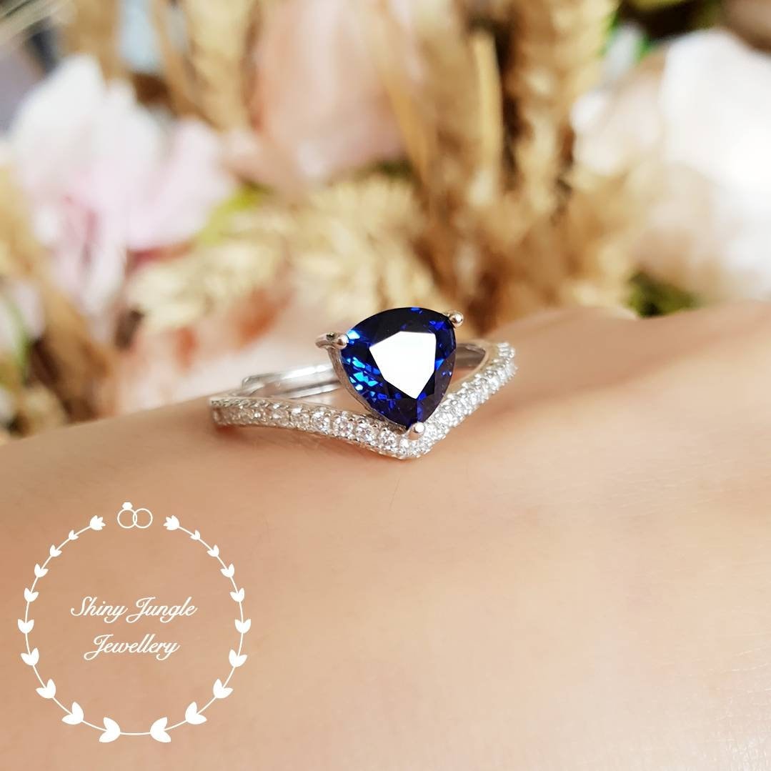 Trilliant cut sapphire ring, sapphire tiara ring, Royal Blue sapphire ...