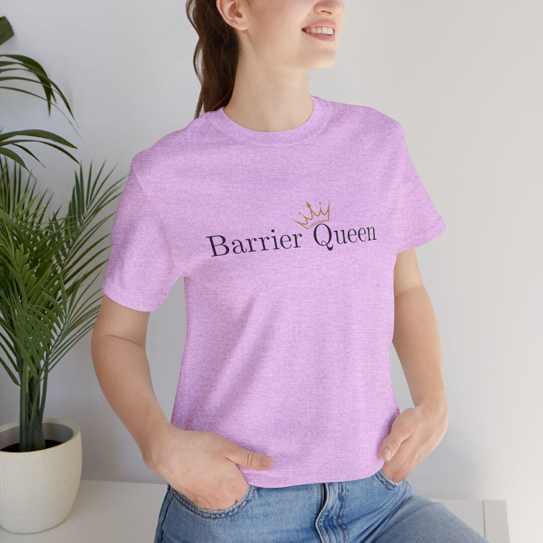 Barrier Queen Esthetician T-shirt: Minimalist Skincare Tee - Etsy