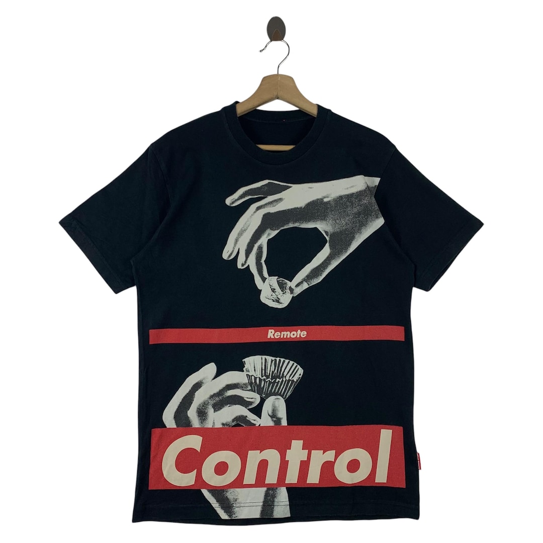 Vintage BARBARA KRUGER Remote Control Art Tee Shirt - Etsy