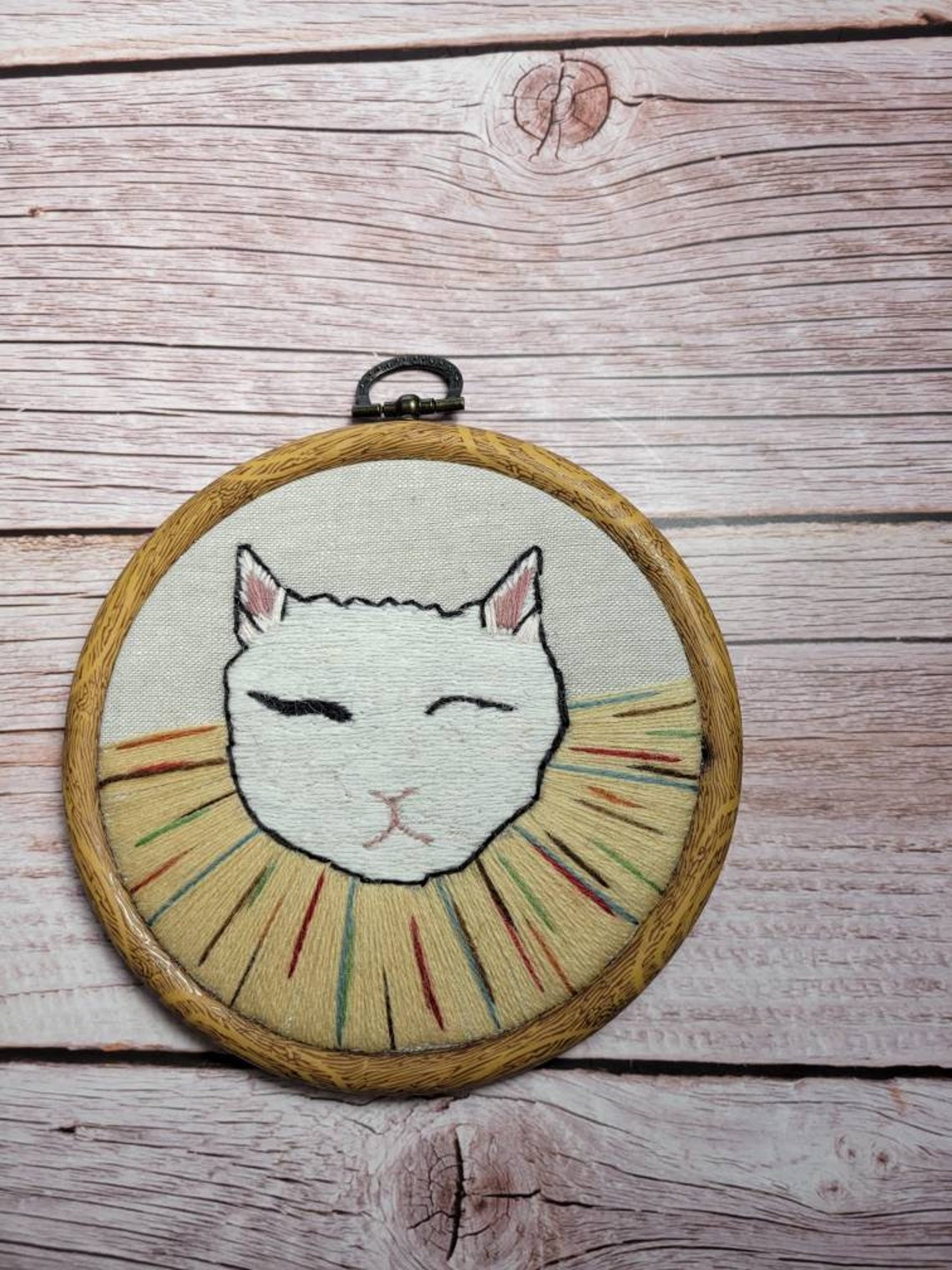 Hand Embroidered Cat Hoop Art: Crewel Embroidery Wall Hanging - Etsy